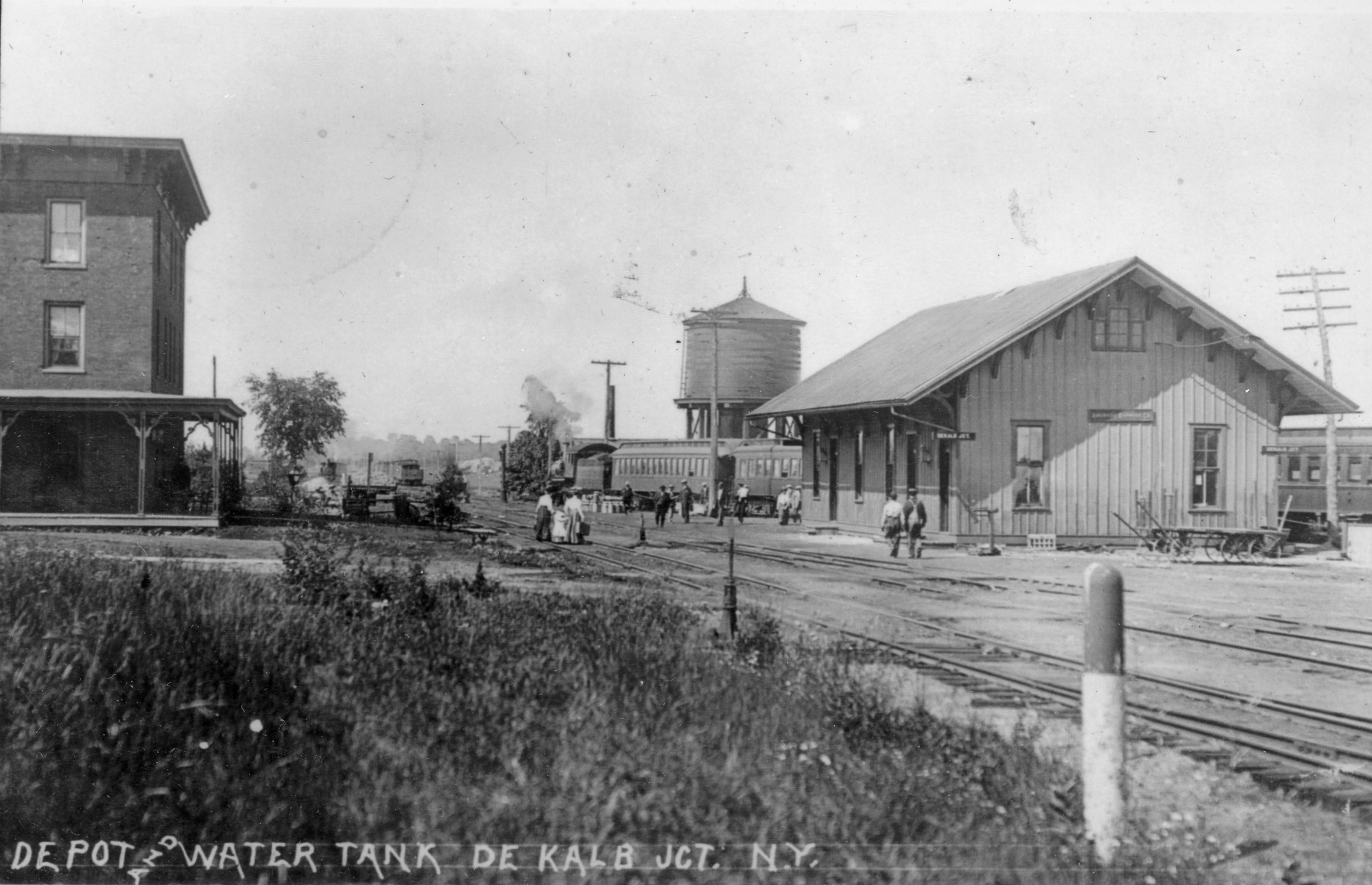 Depot and water tank in De Kalb Junction