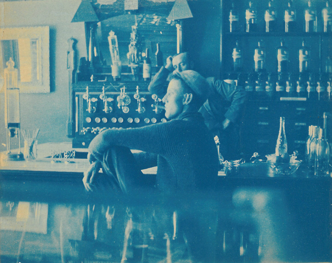 Soda jerk and customer in Conkey and Cully Drugs and Soda Fountain in ...