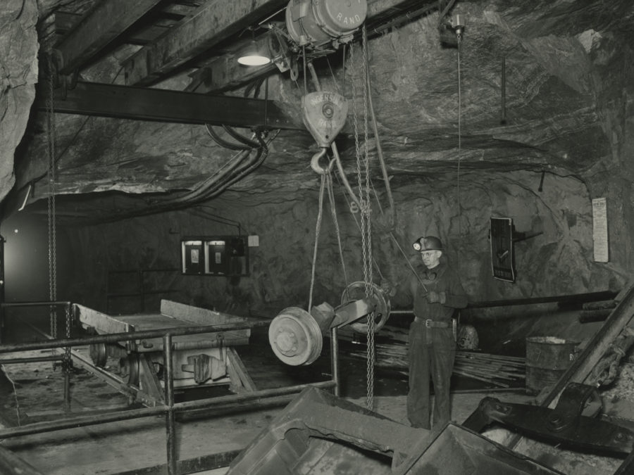 Using a mining slusher hoist in Mineville